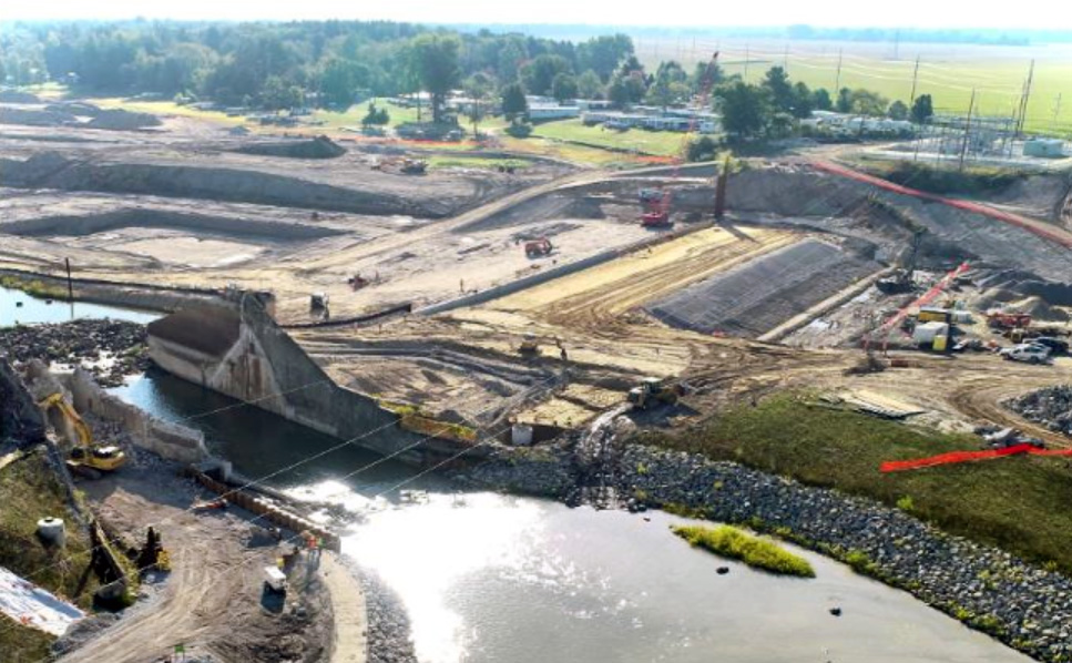 Packers QB Jordan Love leaves game at the Giants with a left shoulder ...