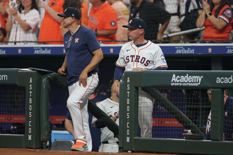 Astros make wholesale changes to staff, dismiss multiple coaches