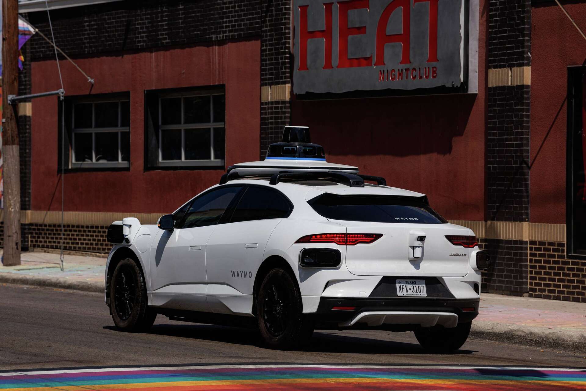 Waymo launching driverless robotaxi service in five more cities