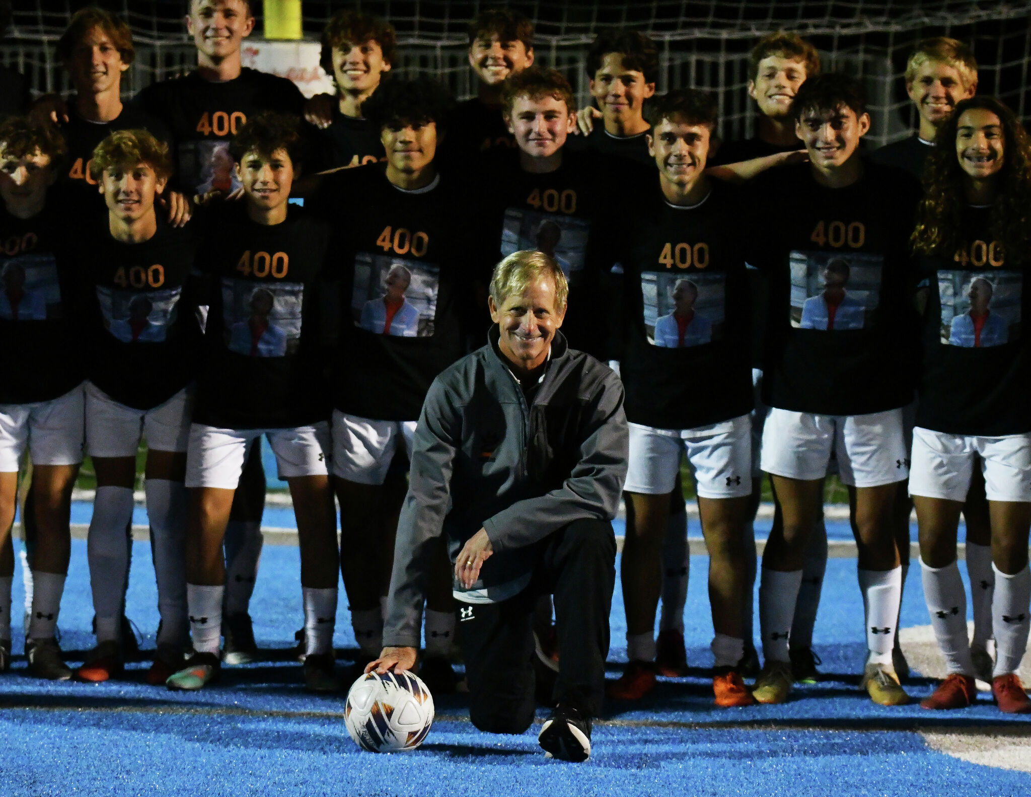 Edwardsville's Mark Heiderscheid wins his 400th game