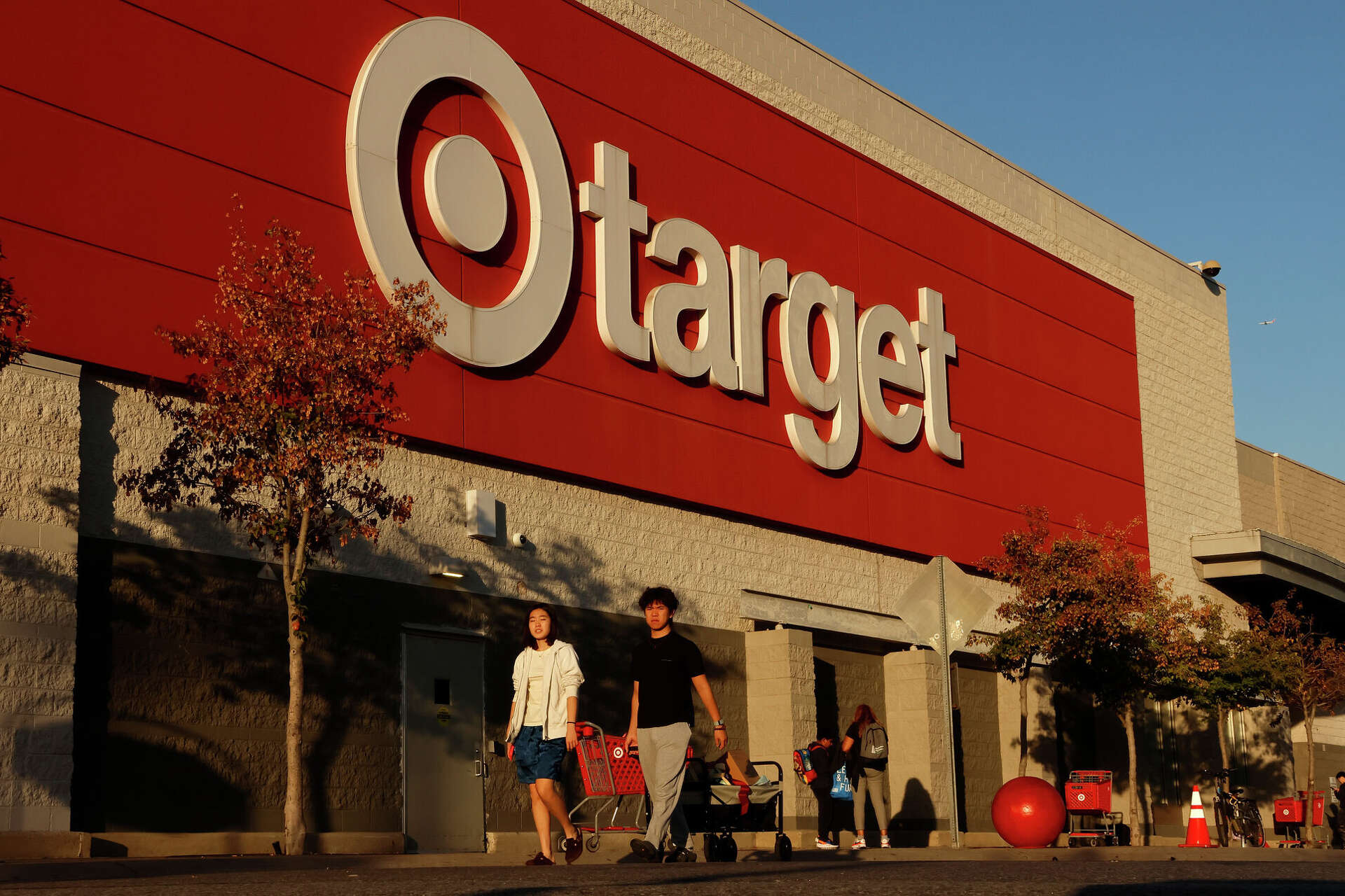 Target aims to rival Walmart, H-E-B with $20M Texas expansion
