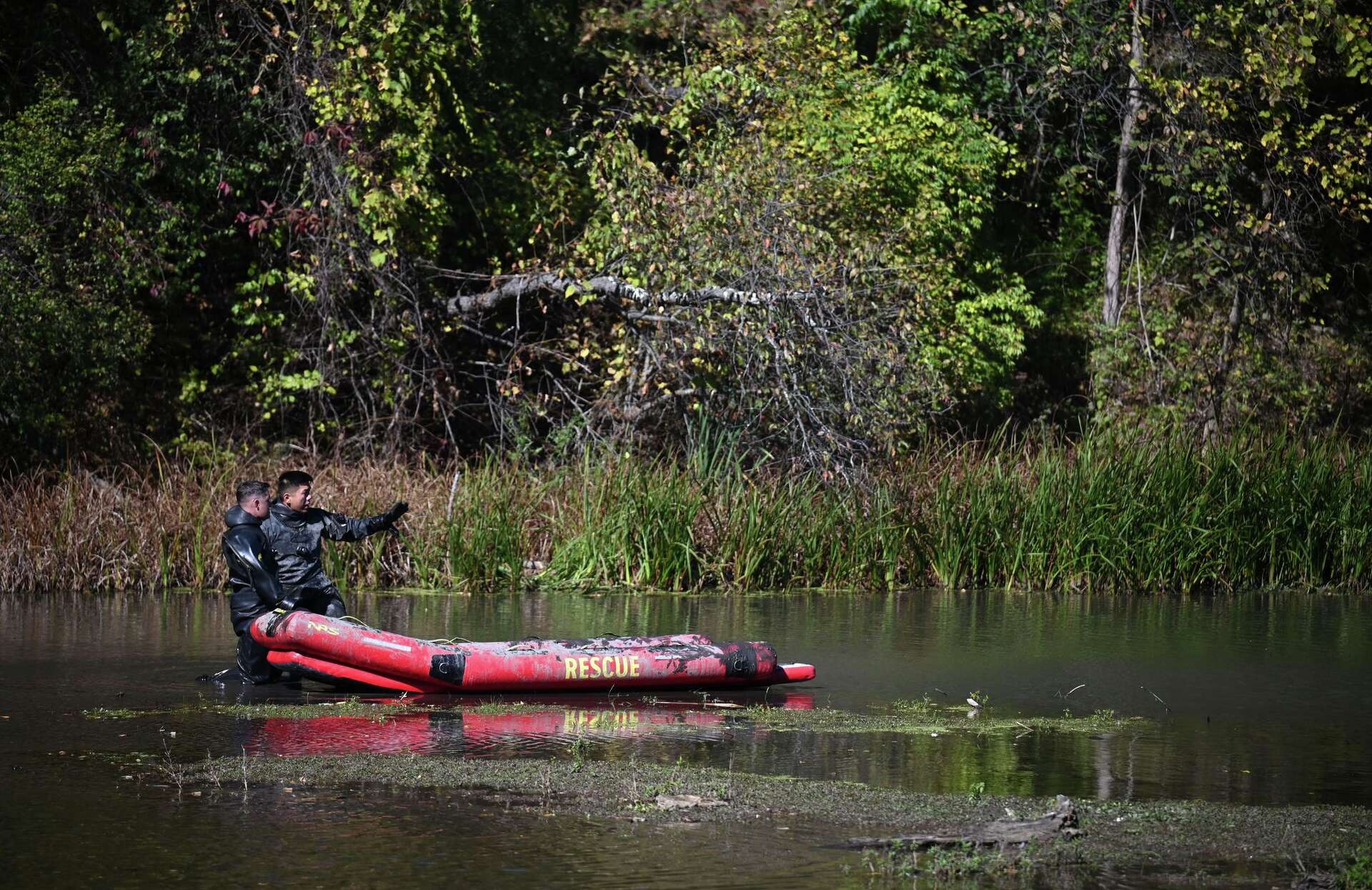 Police search Troy pond for more clues in Amanda King's death