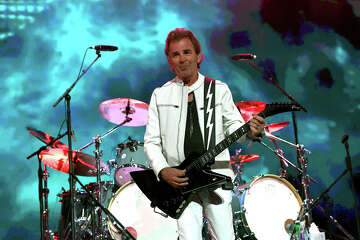 Journey keyboardist disputes reports he quit, will continue tour