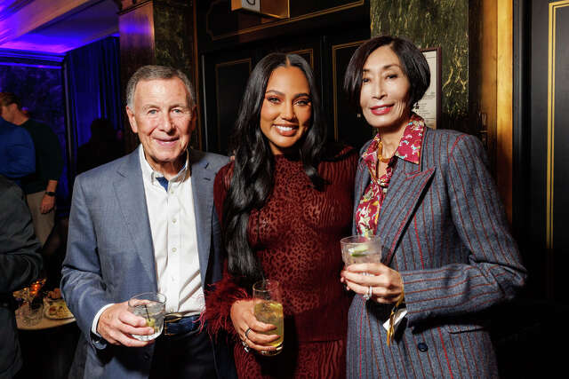 Celebrities flock to SF for opening of Warrior' Steph Curry's new bar