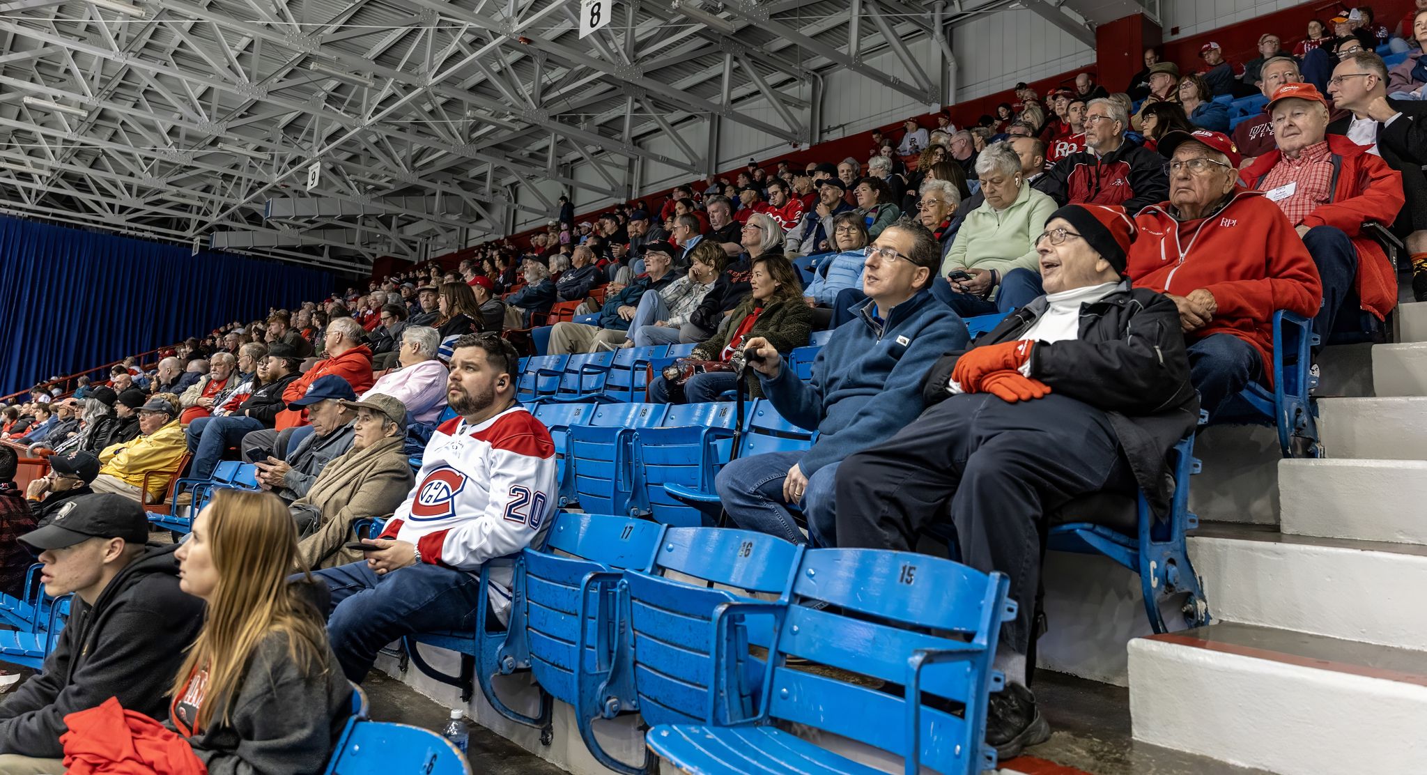 Valvoline worker dies after car pins him in Halfmoon shop