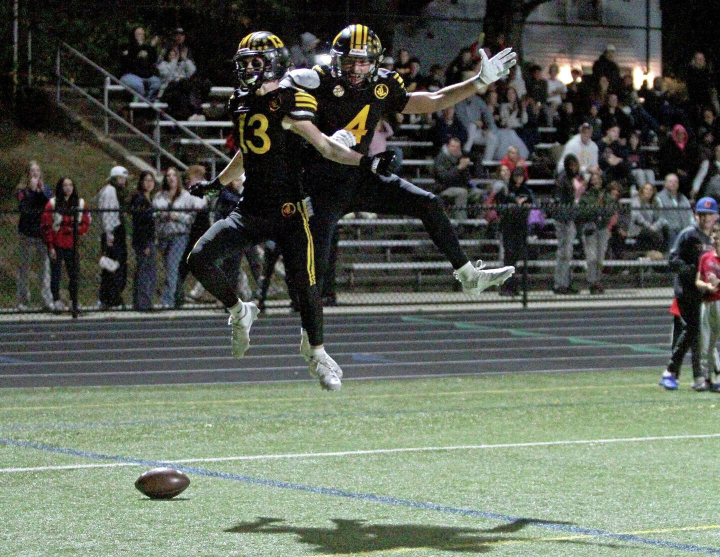 Jonathan Law defeats Branford behind Witteman's stellar night