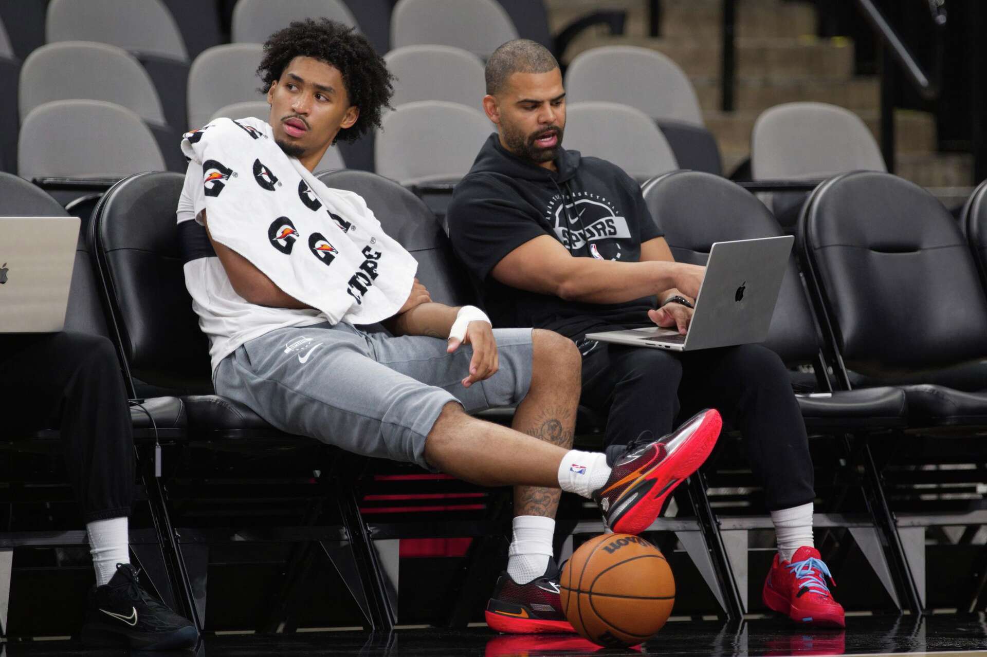 Spurs rookie guard Dylan Harper impresses in NBA preseason debut