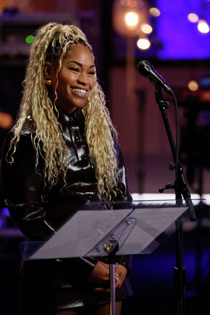 Houston native Toni Lorene talks 'The Voice' & 'Cocomelon' big break