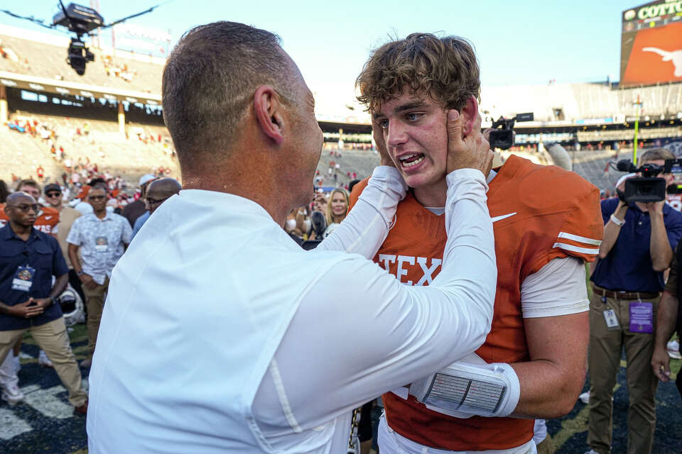Arch Manning injury: Latest as Texas football QB leaves game