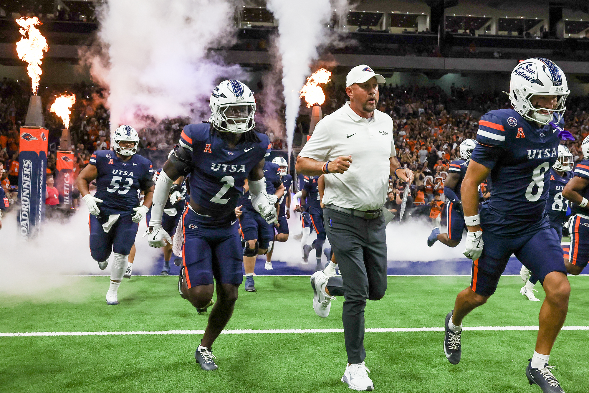 UTSA football faces North Texas to open American Conference gauntlet