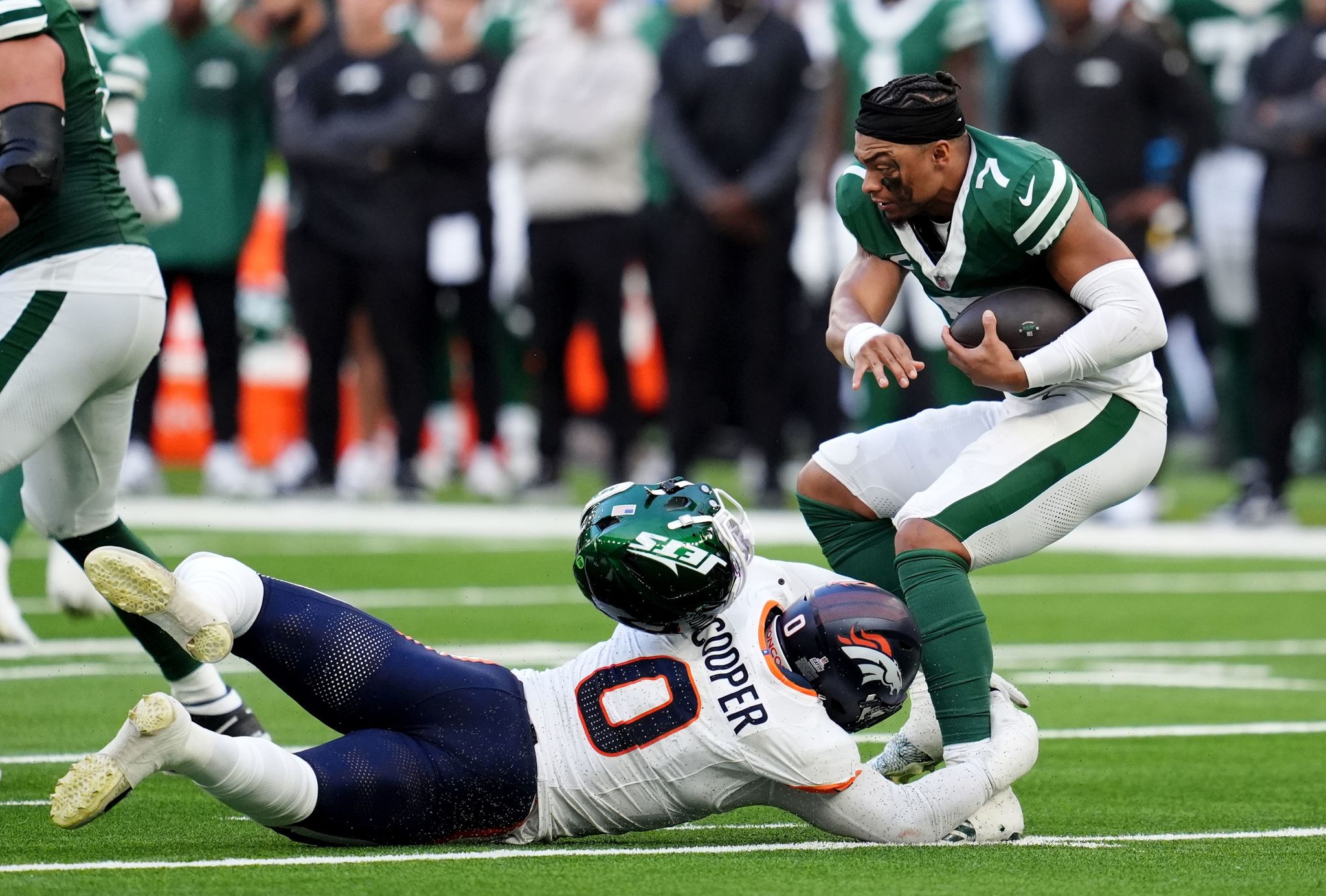 Broncos' top-ranked defense set to get even better with Dre Greenlaw's ...