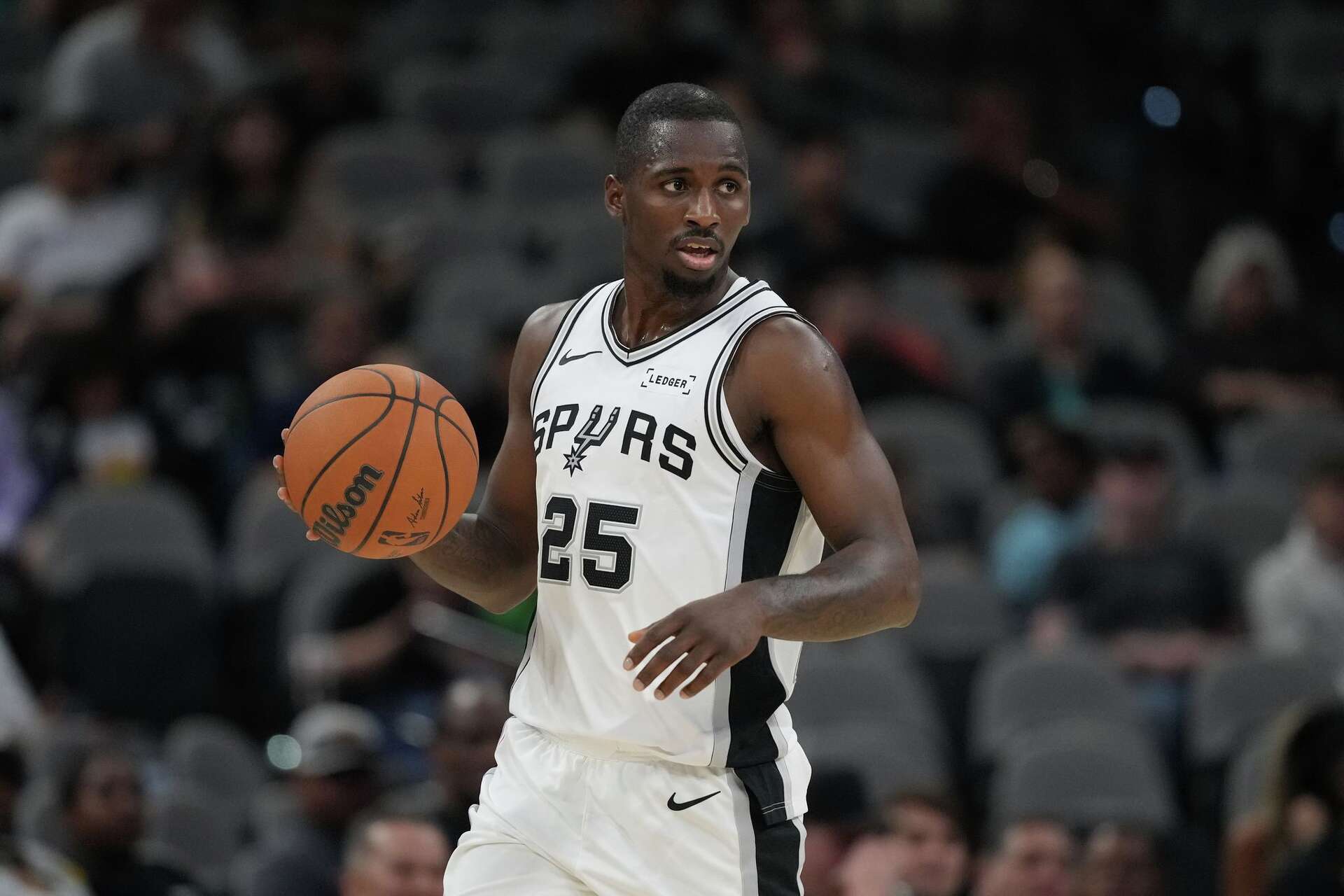 How Spurs rookie David Jones Garcia honored his late father vs. Dallas