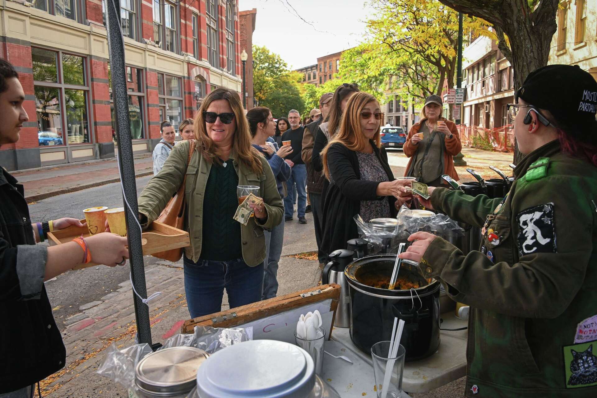 Chowderfest in downtown Troy draws crowds