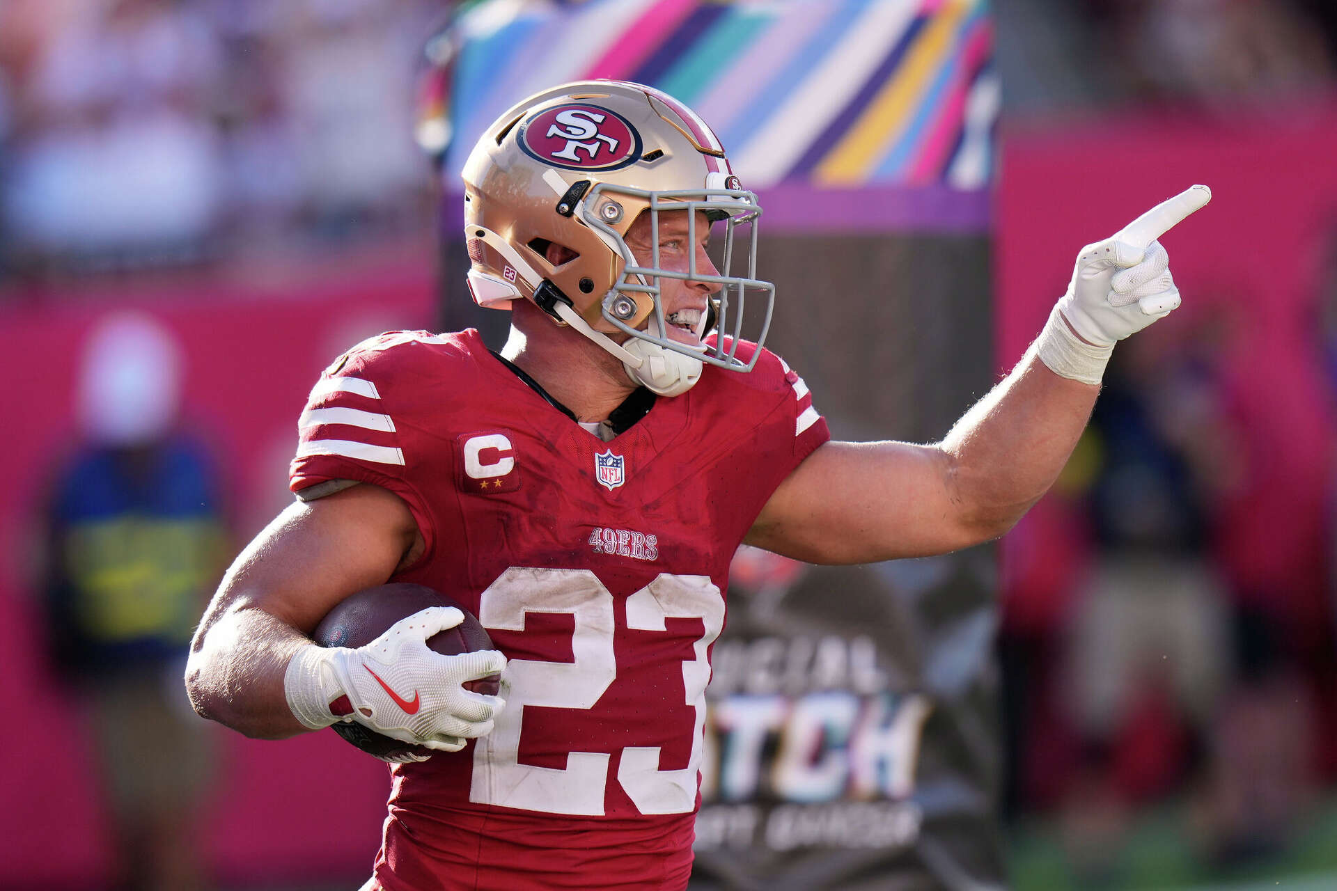 49ers, Christian McCaffrey finally break season-long offensive drought