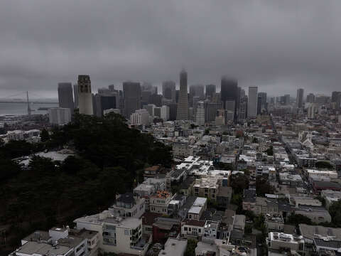 California's 400-mile blanket of 'radiation' fog spills into Bay Area