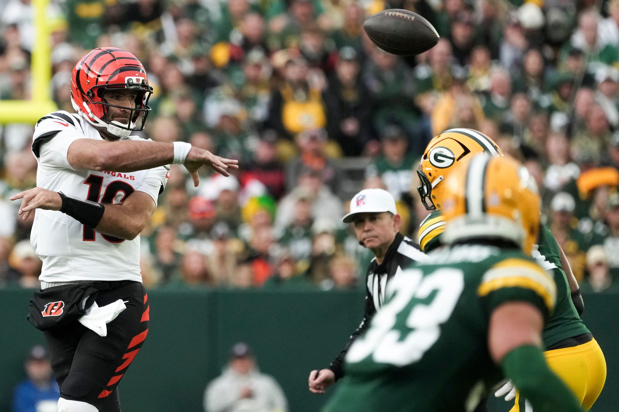 Joe Flacco's strong second half in Cincinnati debut gives slumping ...