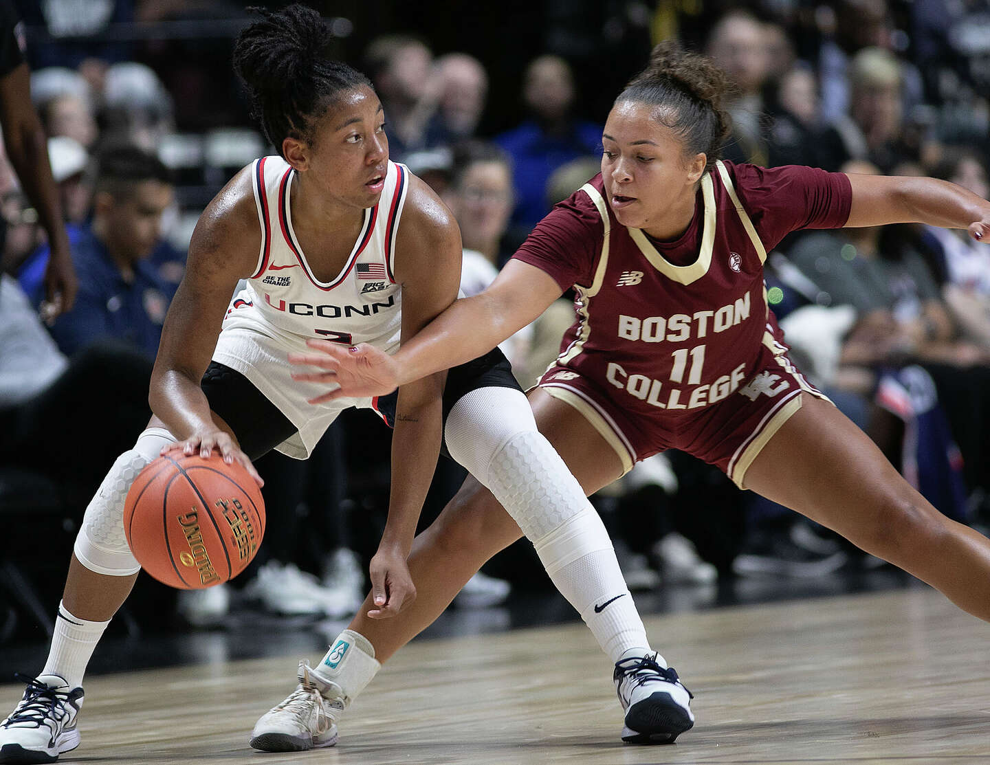 KK Arnold is more confident as she becomes UConn starter