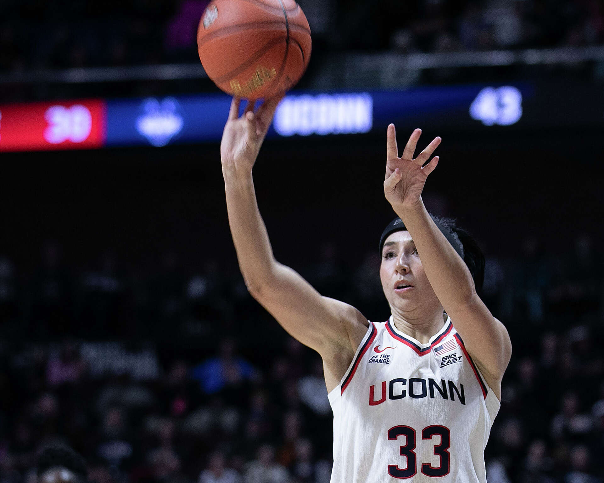 UConn celebrates Caroline Ducharme on Senior Day