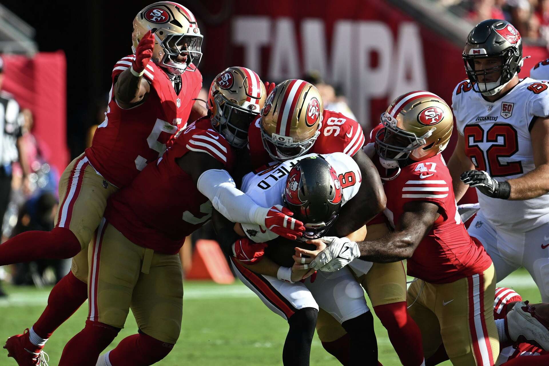 49ers Week 6 rookie report: Injuries increase pressure on ’25 draftees