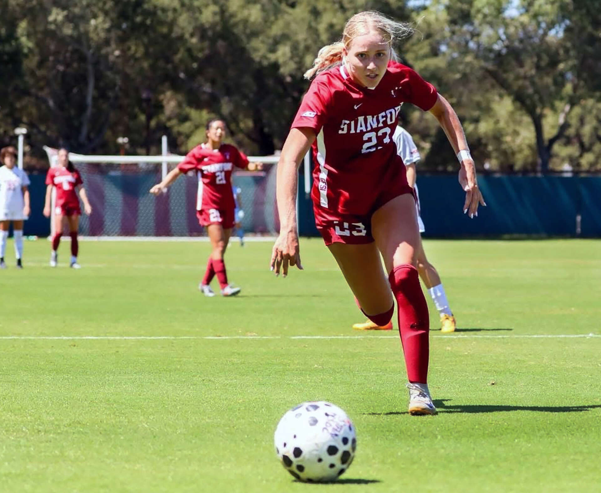 Lily Freer sparks No. 2 Stanford women's soccer as freshman starter