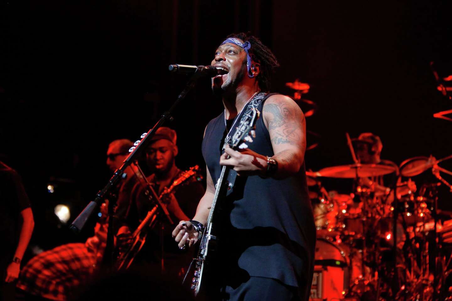 D’Angelo, Grammy-winning R&B singer who became an icon with ‘Untitled ...