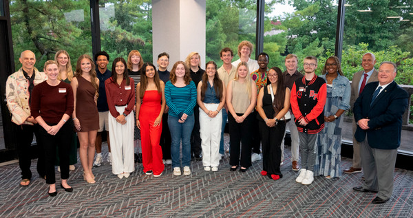20 SIUE college students earn full Meridian Scholarships