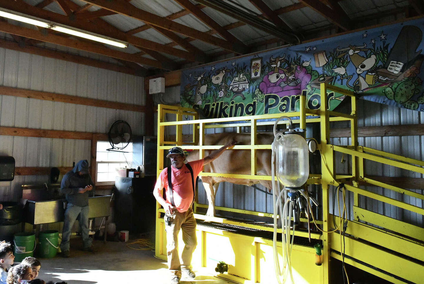 Midland's Fiddlesticks Farms offers fall agri-tainment