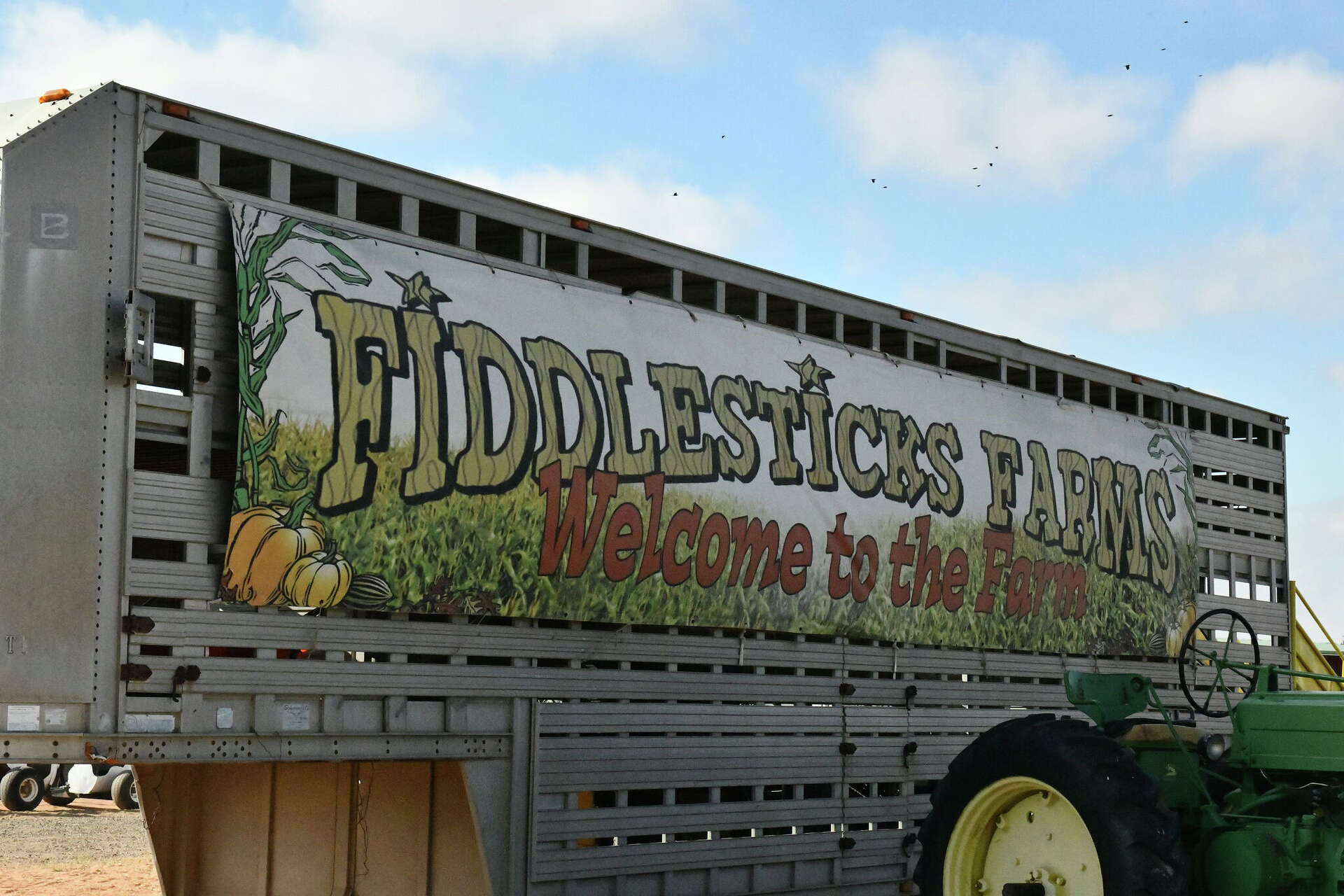 Midland's Fiddlesticks Farms offers fall agri-tainment