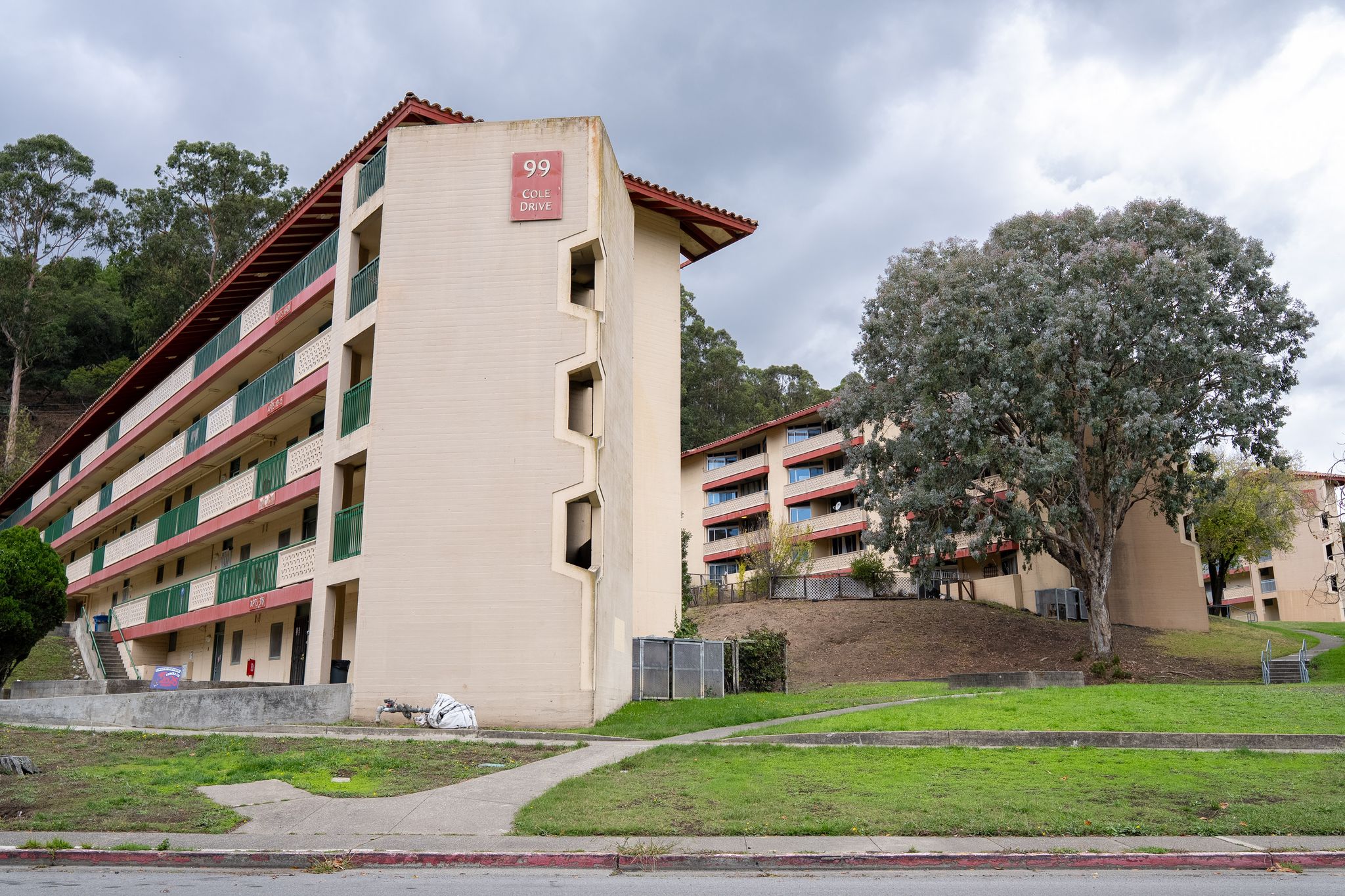 Marin Co.: Supervisors Approve Bonds For Renovation Of Golden Gate Village In Marin City