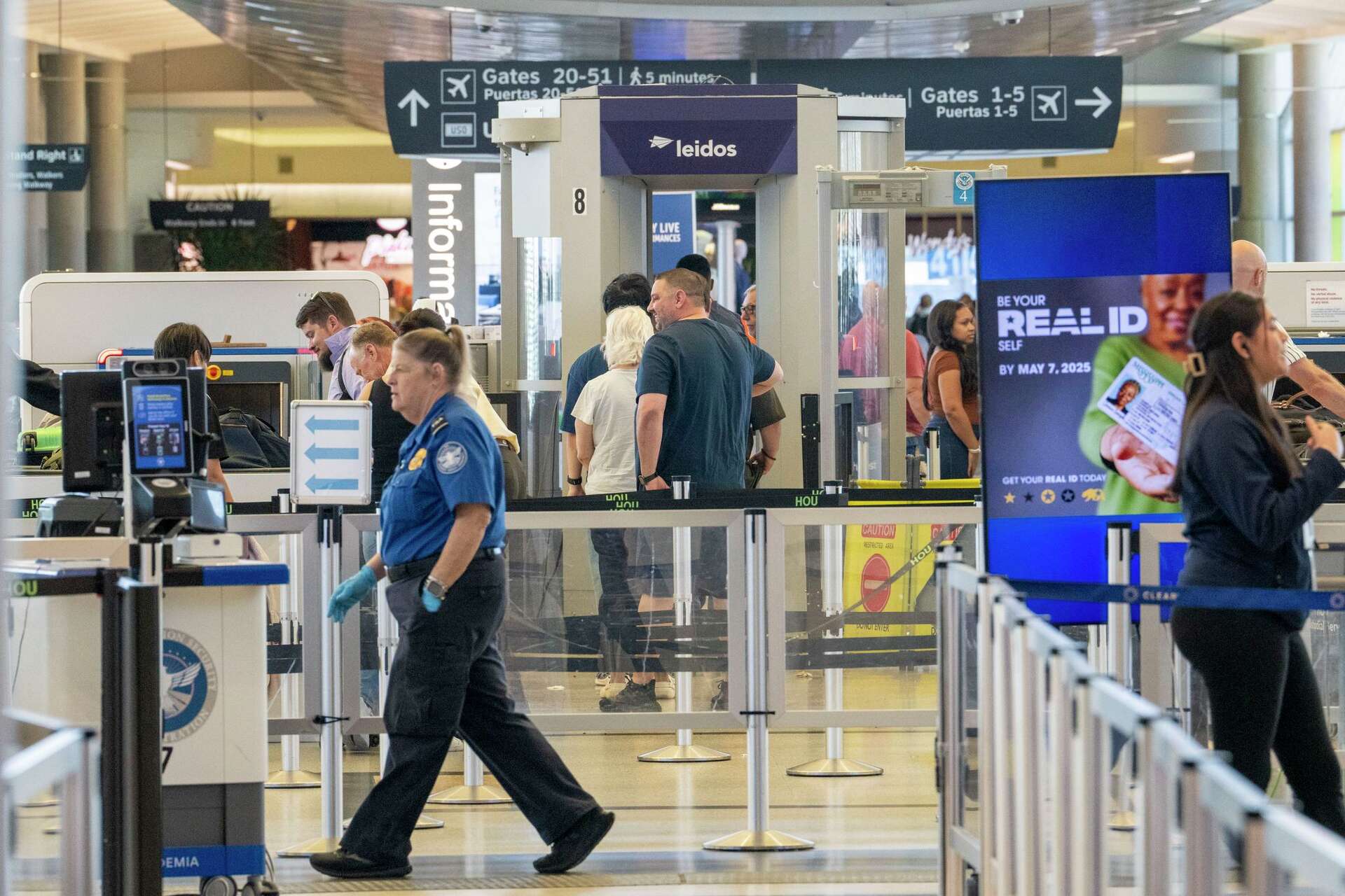 Houston TSA delays: Security delays expected at IAH, Hobby Airports