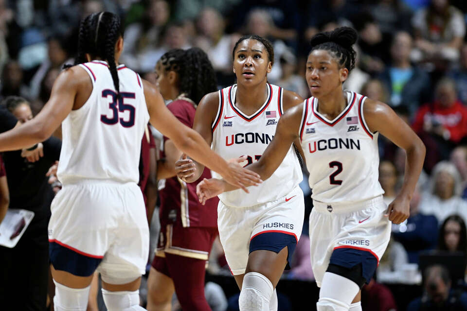 UConn women's basketball: 5 keys as the 2025-26 season begins