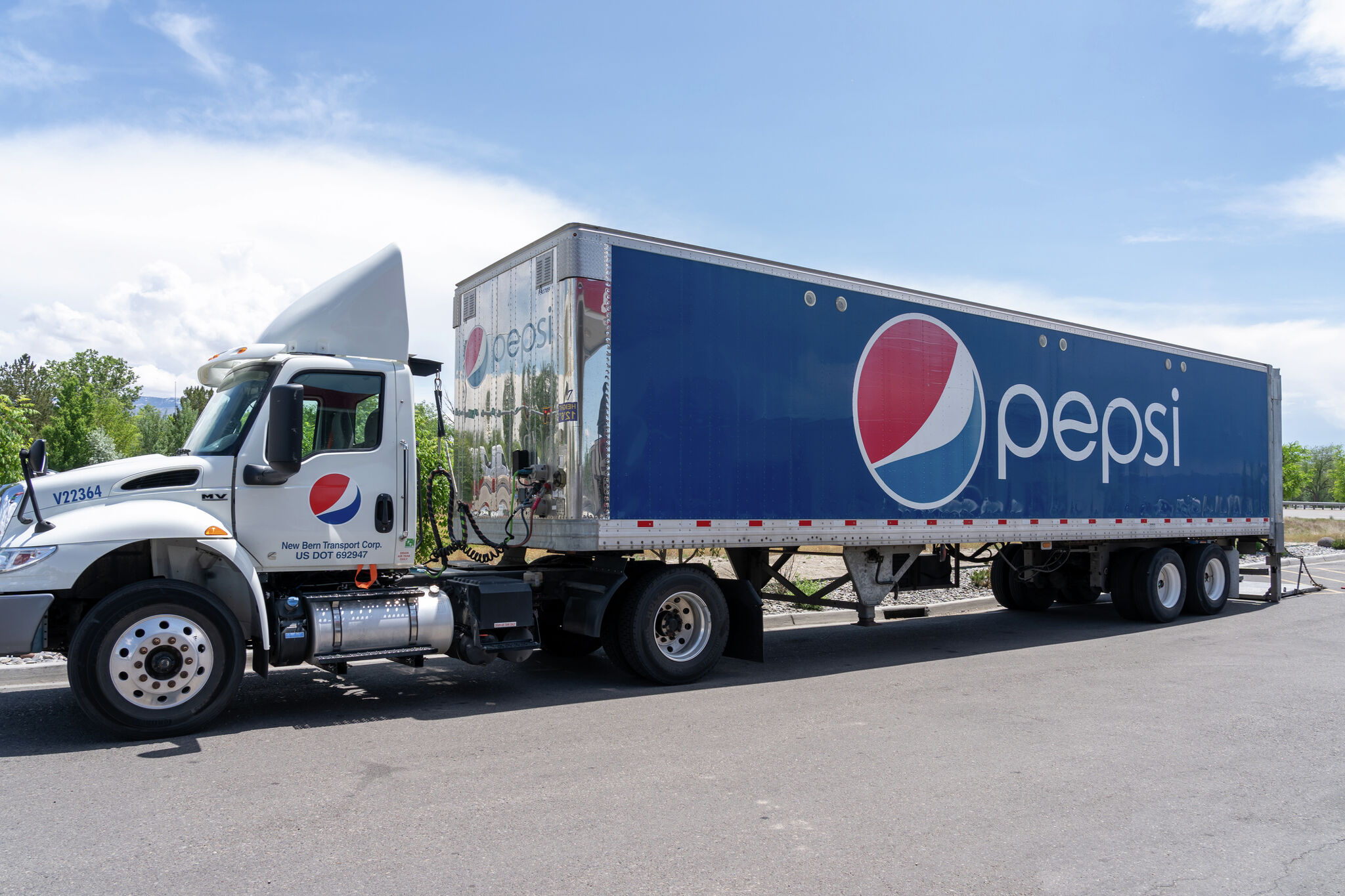 Employee dies at San Antonio Pepsi plant, SAFD says