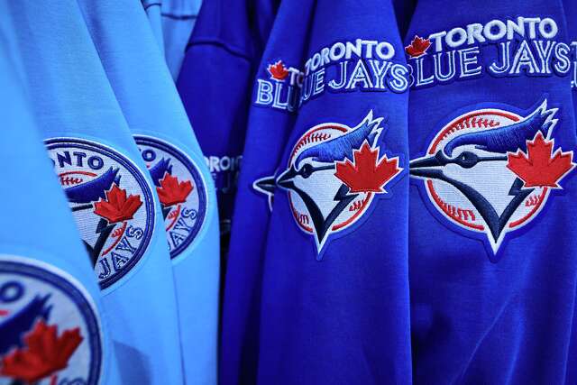 Canadians set aside contempt for tariffs and Trump rhetoric for the ...