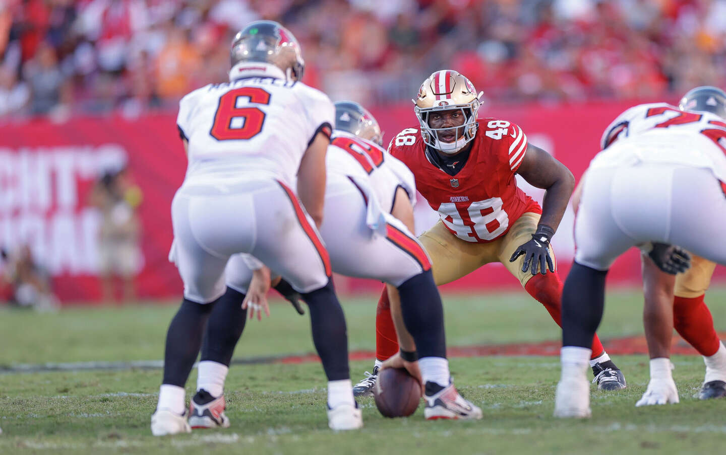 49ers pass ‘Mike’ to Tatum Bethune for his best Fred Warner impression