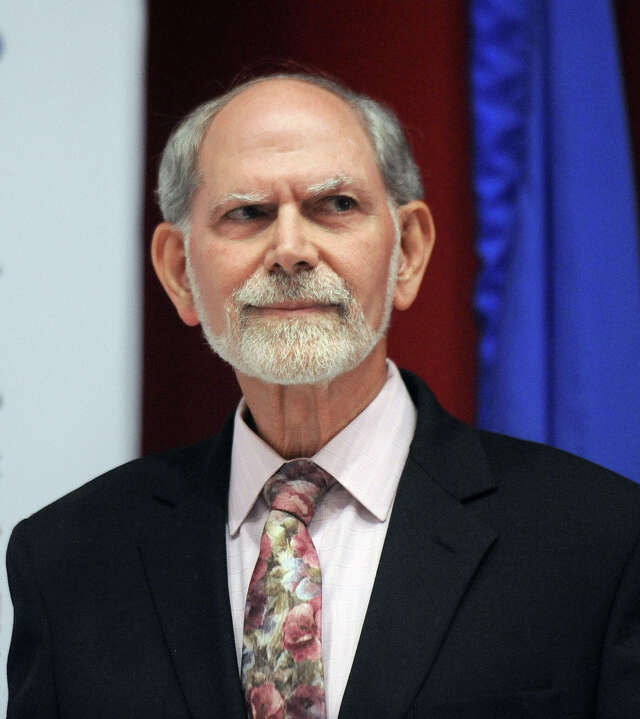 Democrat David Chess is Stratford mayor, unofficial results say