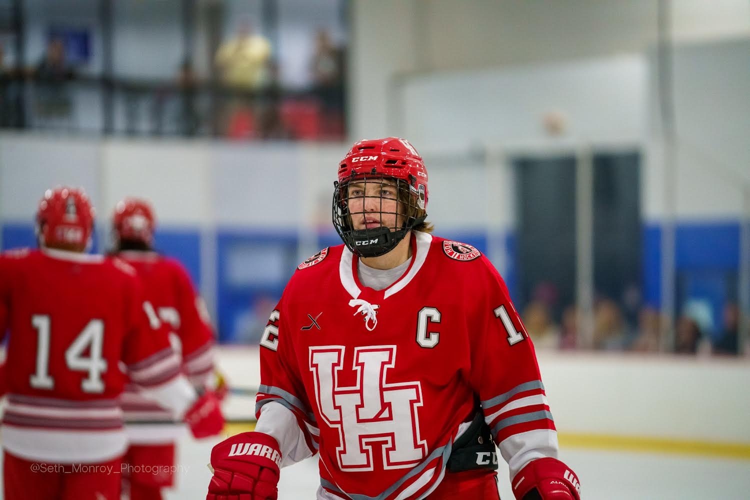 Texas colleges bring back hockey in first battle since 1941