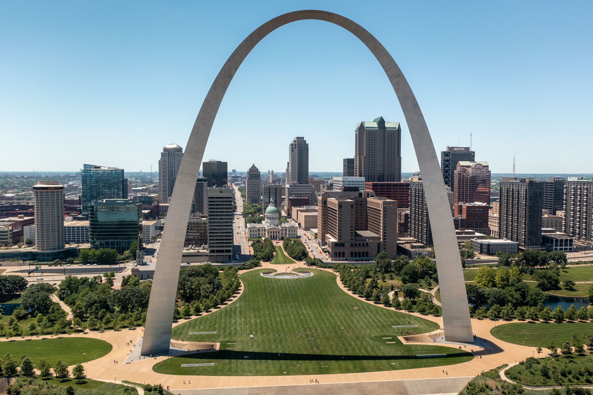 Gateway Arch in St. Louis reopens with donor support through Nov. 2
