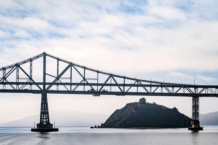 Frank Lloyd Wright called this Bay Area bridge 'the most awful thing'