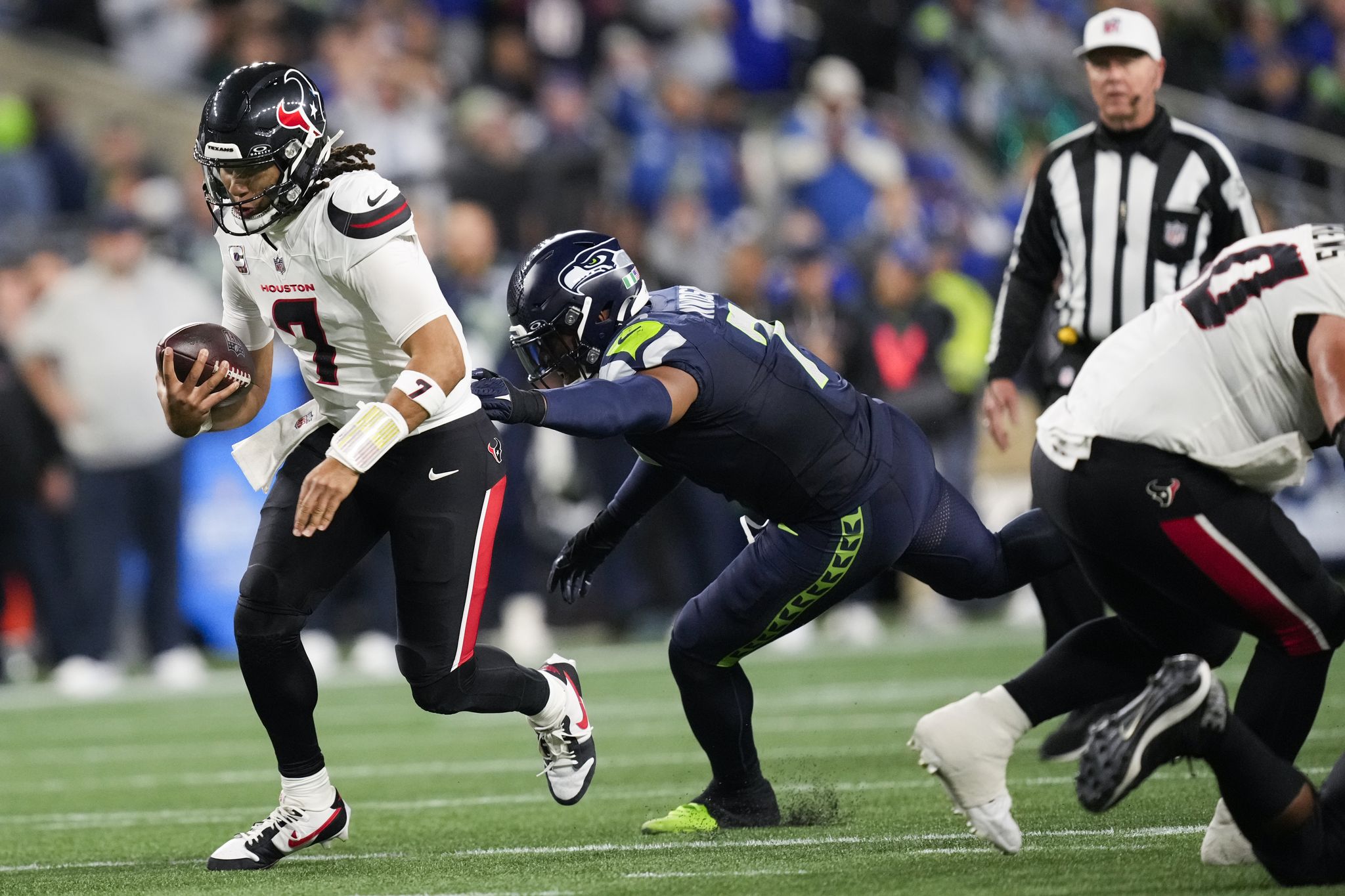 Houston Texans' offense struggles in loss to Seattle Seahawks