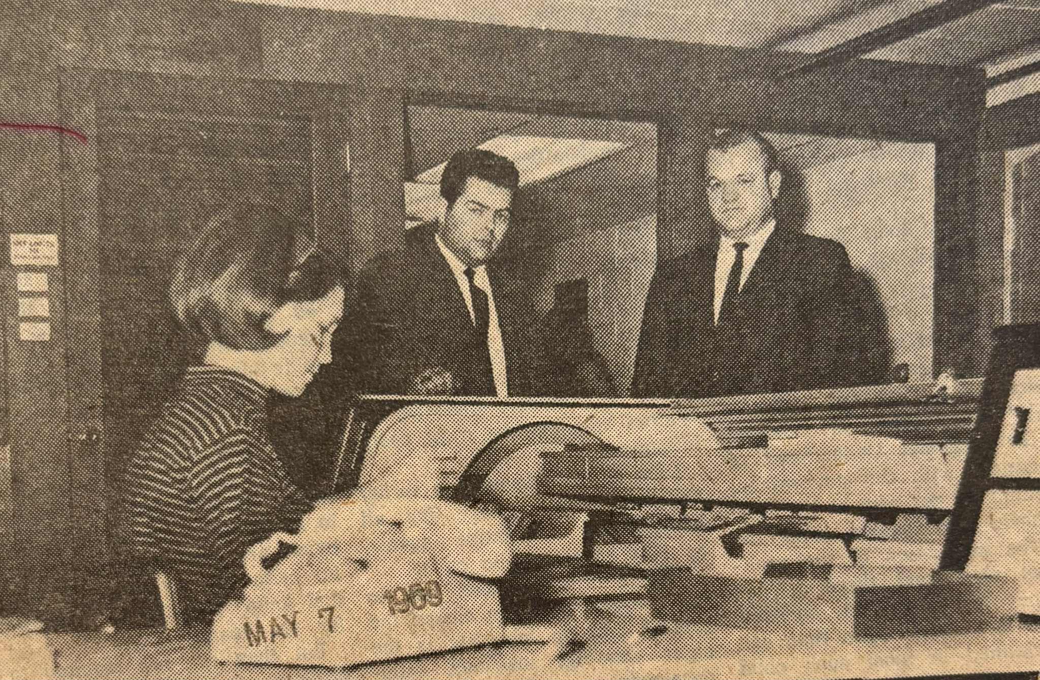 NFL owners approve sale of 10% of the New York Giants to Julia Koch and ...