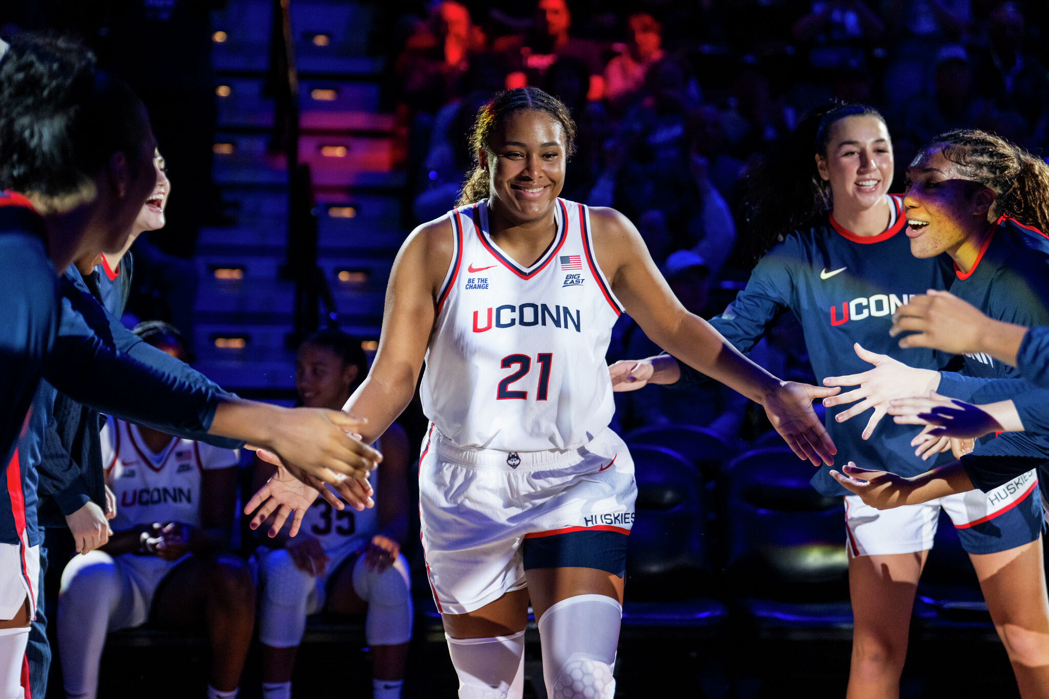 Geno Auriemma says Sarah Strong looks ‘even better’ for UConn
