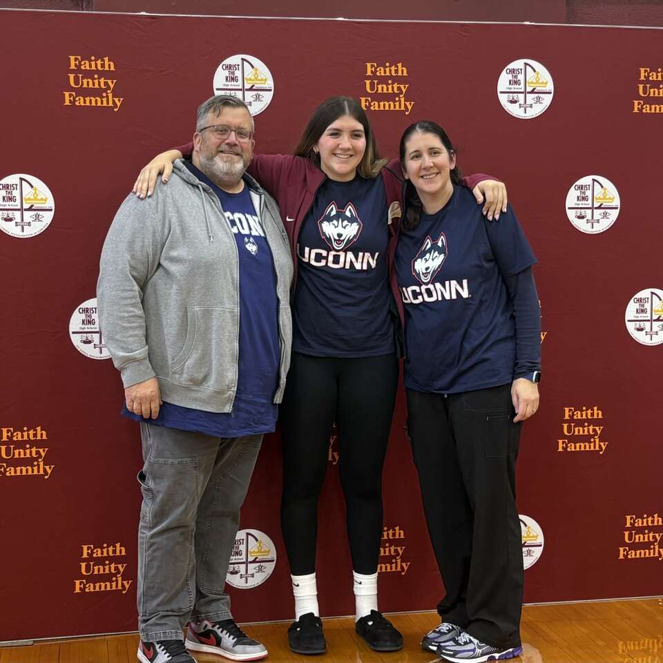 UConn women's basketball signs Class of 2026 recruit Olivia Vukosa