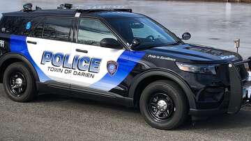 Man tried to lure child into minivan in Darien, police say