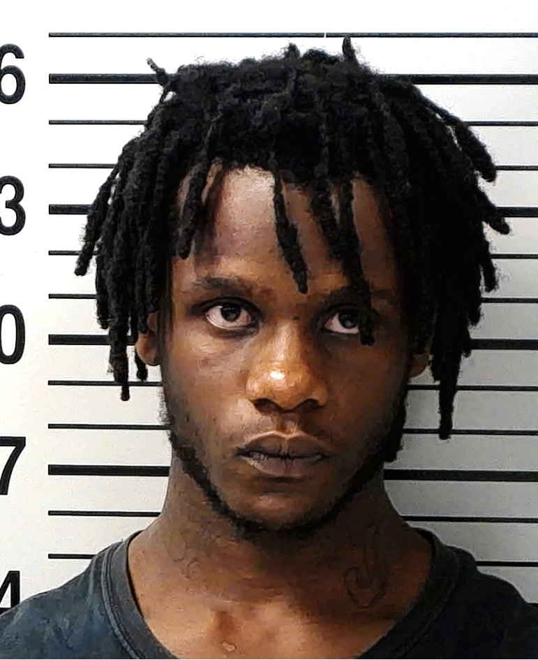 Top Shelf Beer Wine & Spirits has grand opening in Godfrey IL