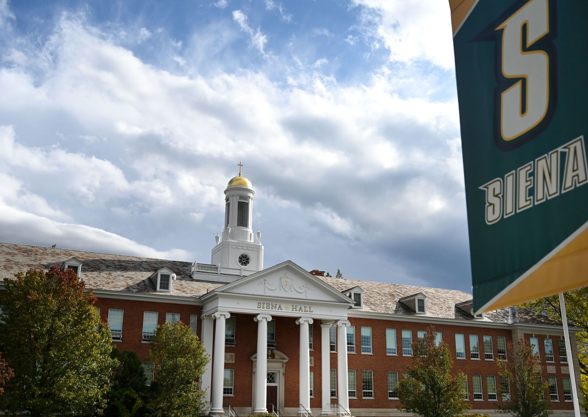 Review: Monty Python's 'Spamalot' is not dead yet