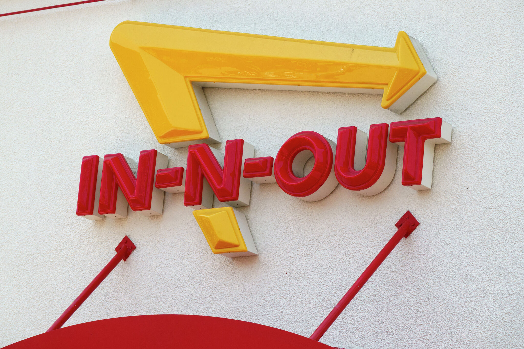 Austin police search for suspect in West Campus In-N-Out assault