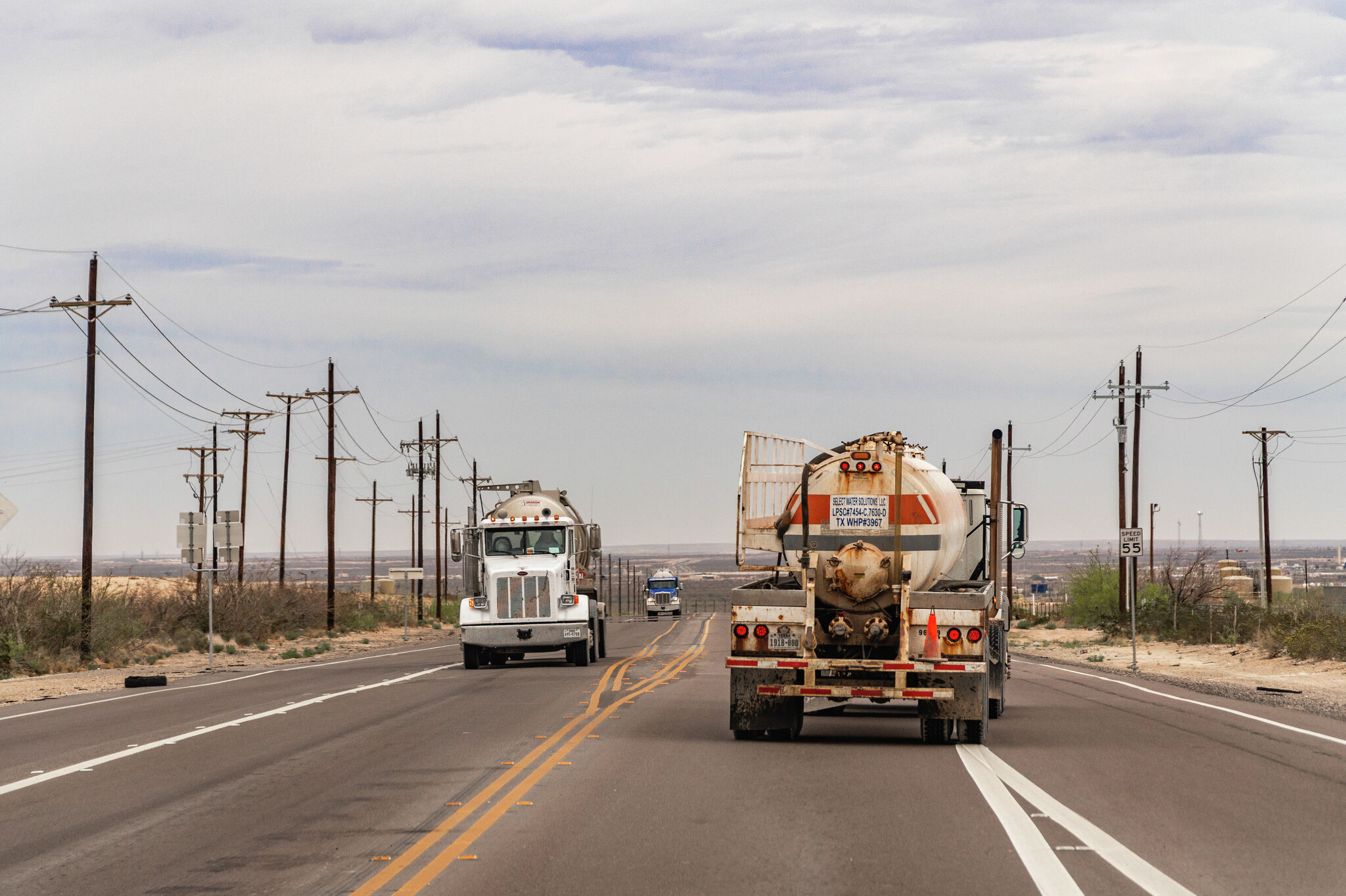 Spot natural gas prices at Waha hub turn negative — again