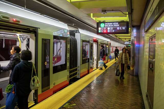 Muni subway service restored after major delay snarled evening commute