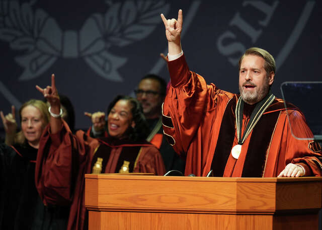 UT's new president Jim Davis unveils balanced vision for flagship