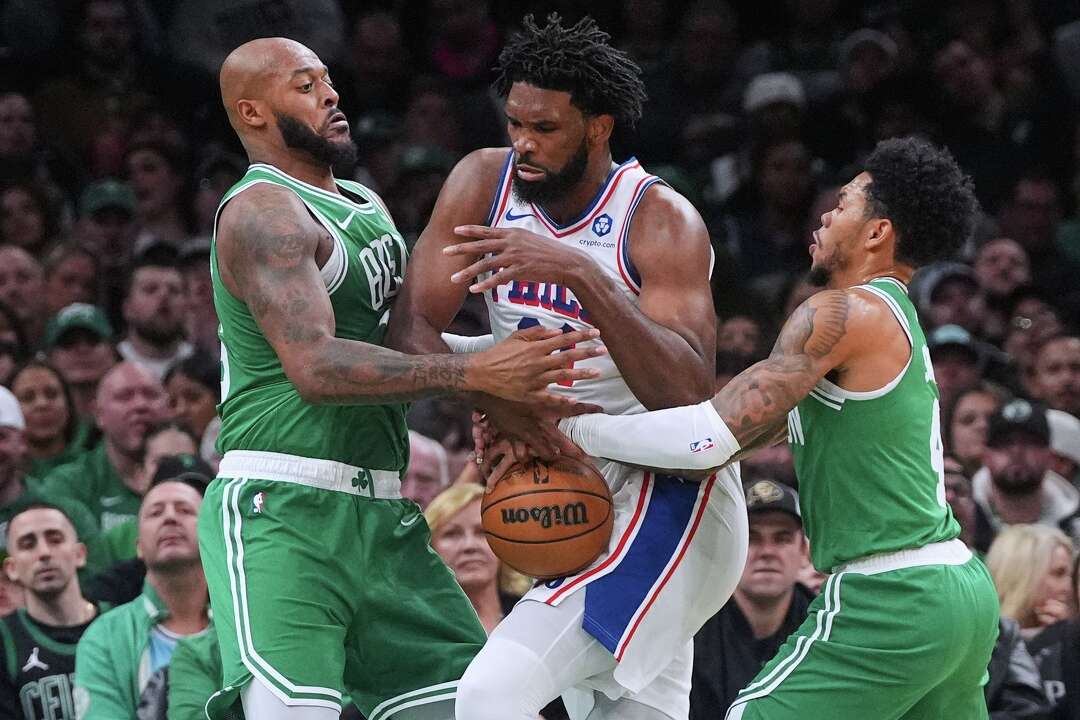 Maxey scores 40 points as 76ers rally to beat Celtics 117-116